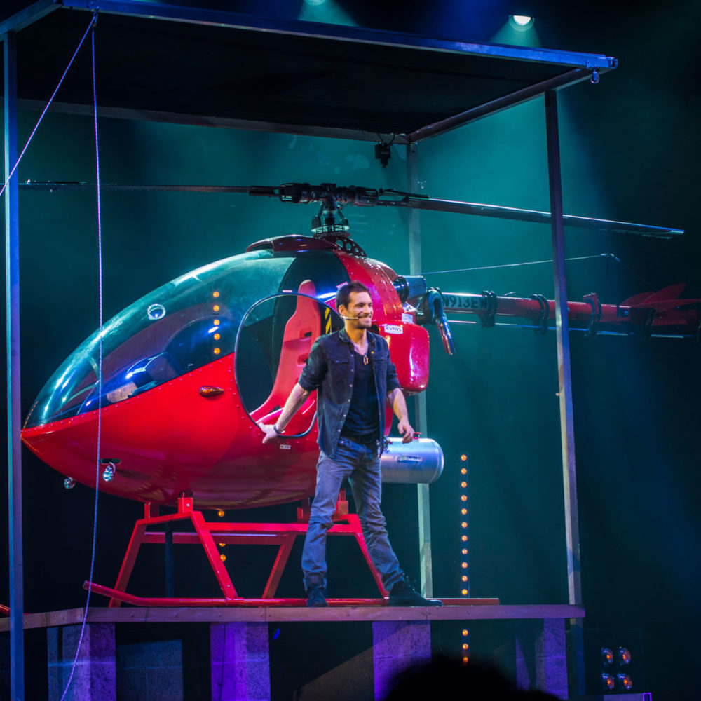 ENZO WEYNE - Illusionist | Êtes-vous prêts pour vivre la magie autrement?