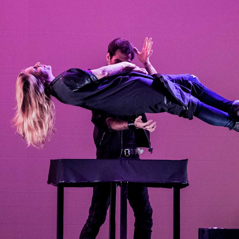 ENZO WEYNE - Illusionist | Êtes-vous prêts pour vivre la magie autrement?